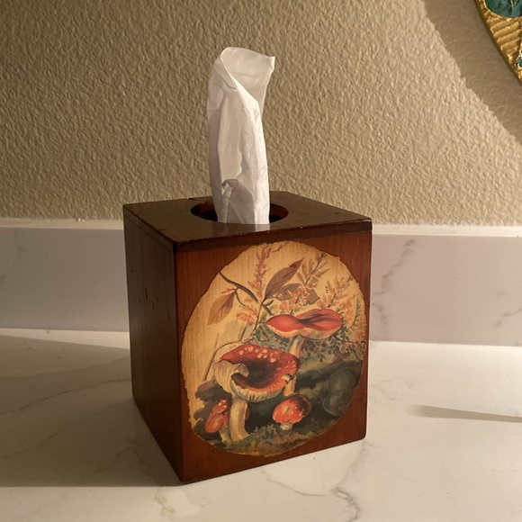 Bath | Vintage Wooden Tissue Box With Mushroom Dcoupage 8s | Poshmark